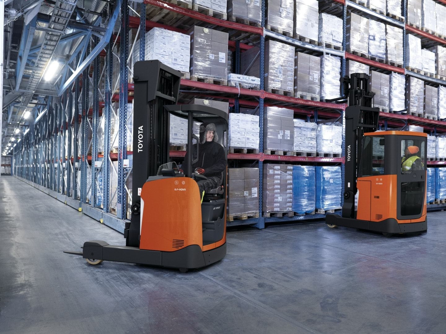 Cold store - Toyota Material Handling Warehouse Solutions
