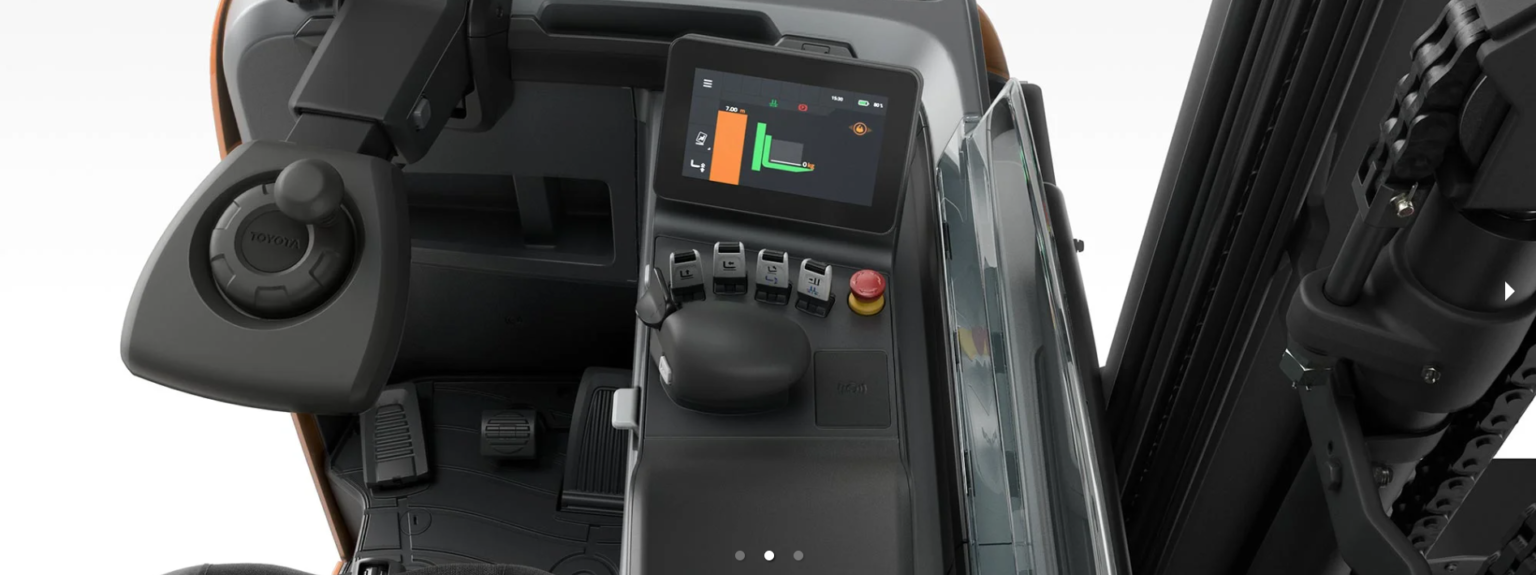 PUSHING STANDARD TO NEW HEIGHTS - Toyota Material Handling Warehouse ...