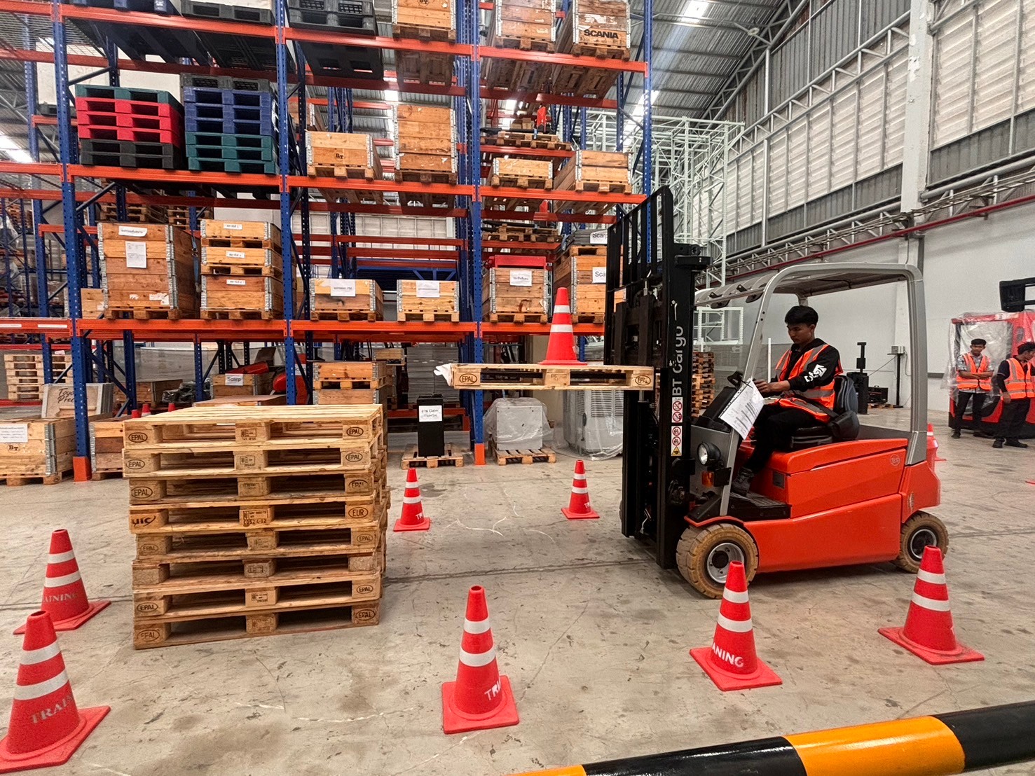 Training - Toyota Material Handling Warehouse Solutions