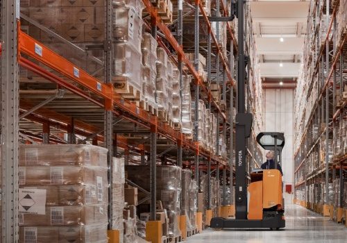 Warehouse - Toyota Material Handling Warehouse Solutions